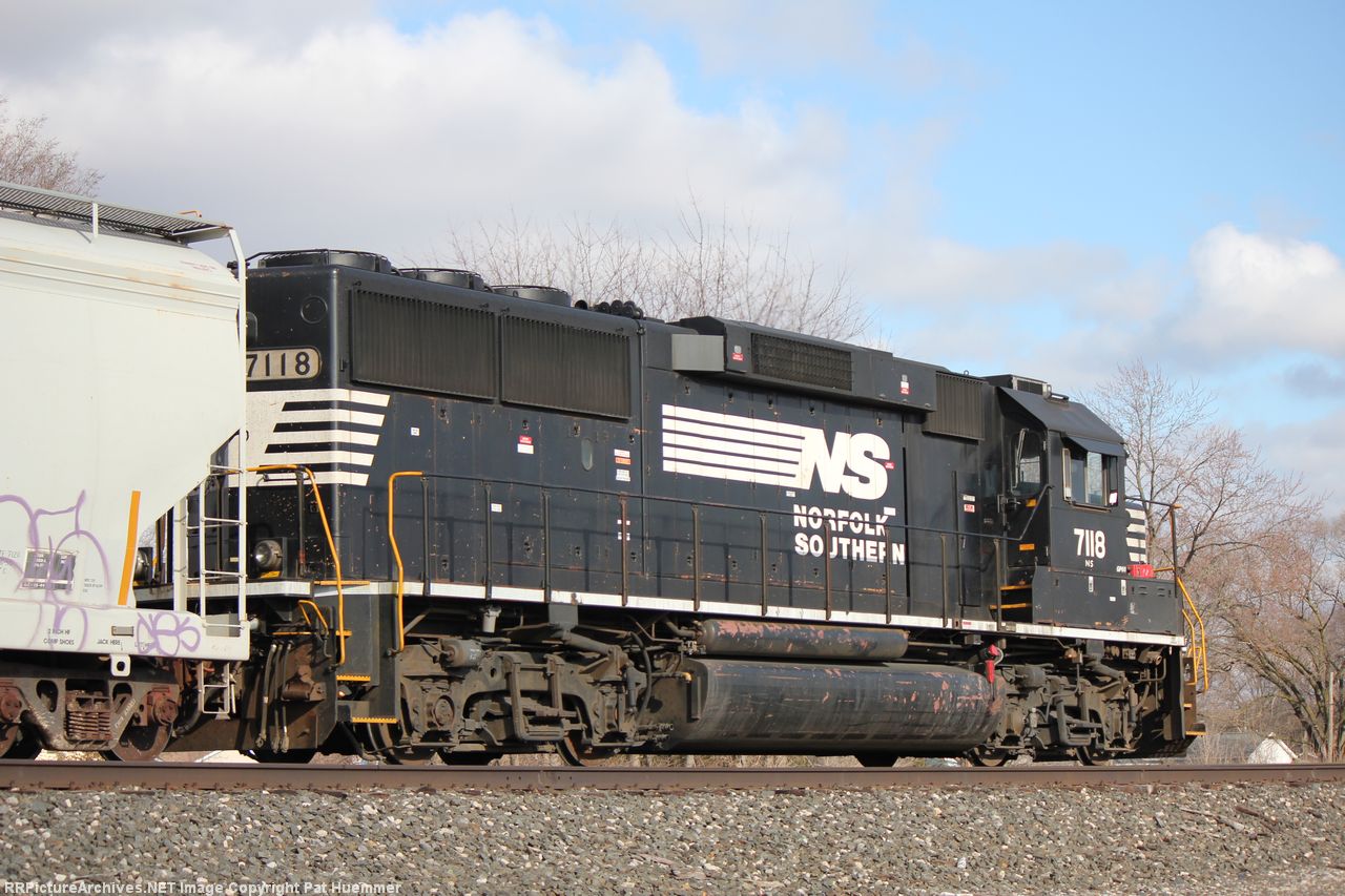 NS 7118