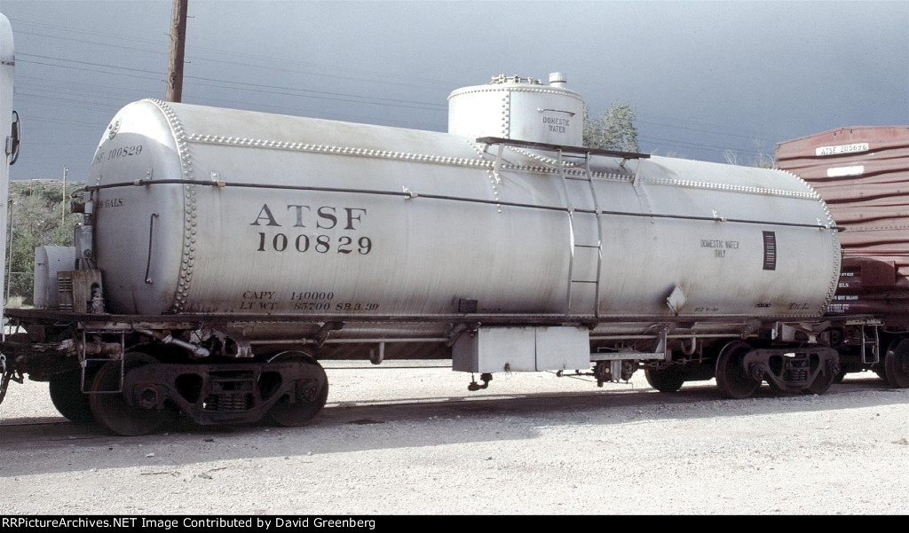 ATSF tank car Tk-L 100829