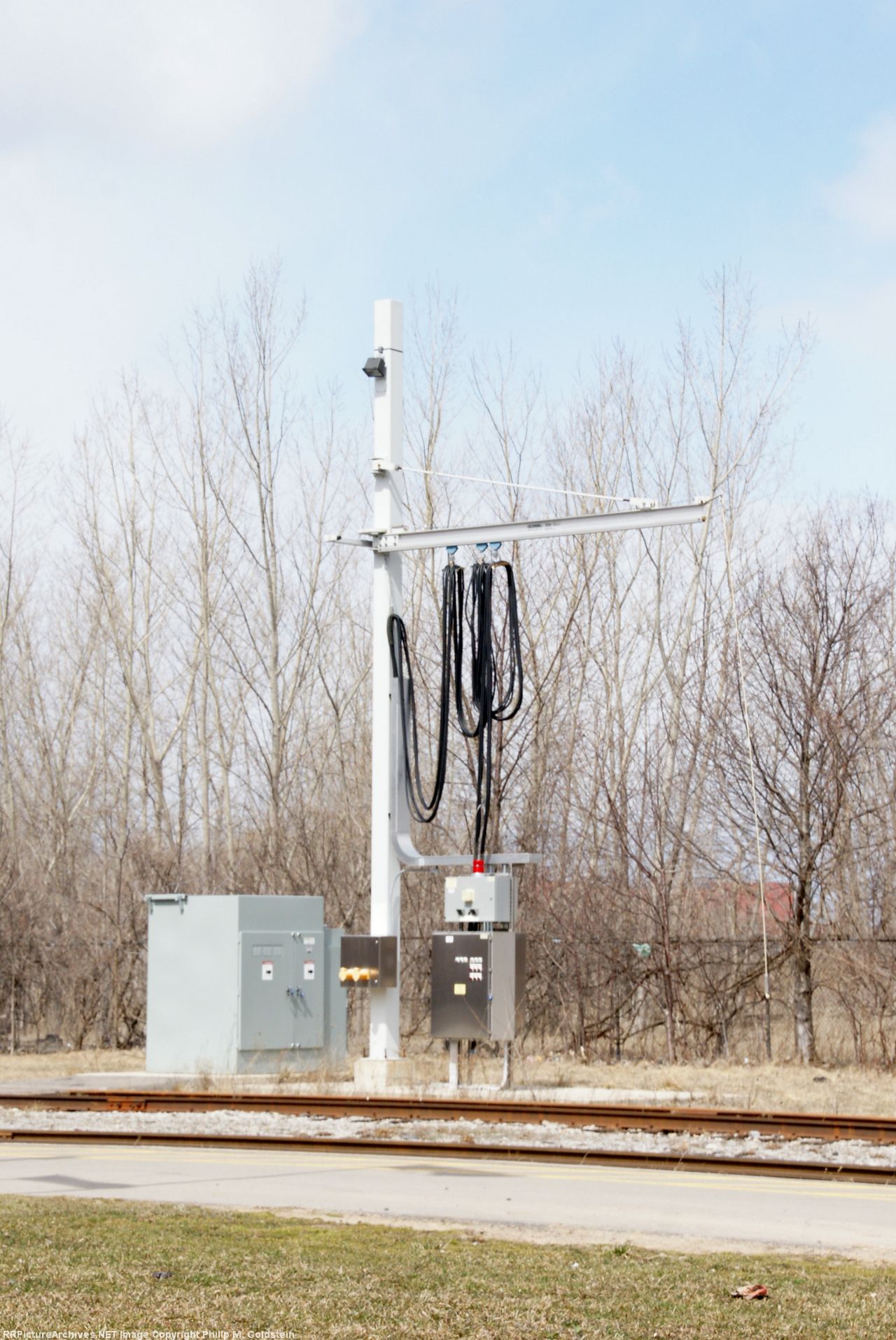 Head End Power Supply for Amtrak trains?