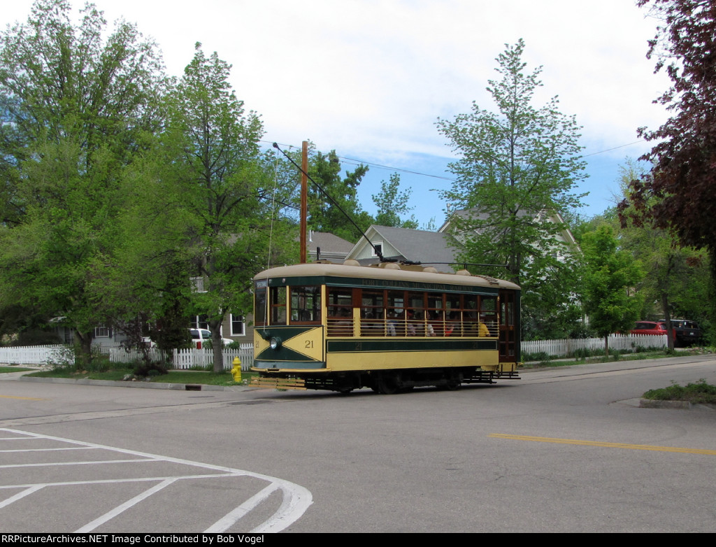 Birney Safety Car 21