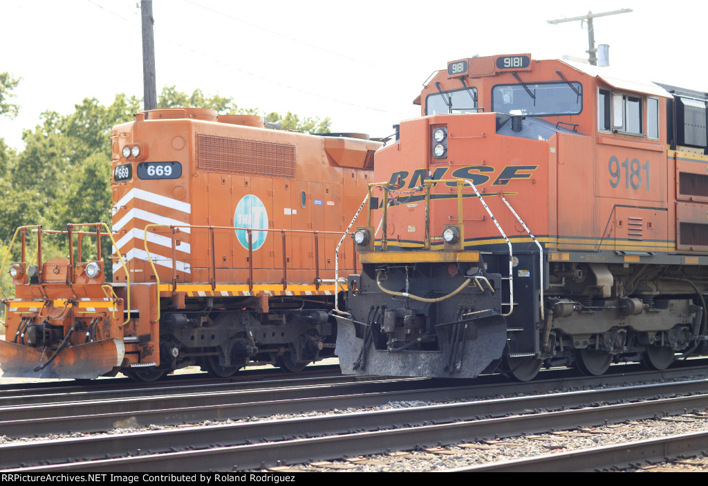 BNSF 9181