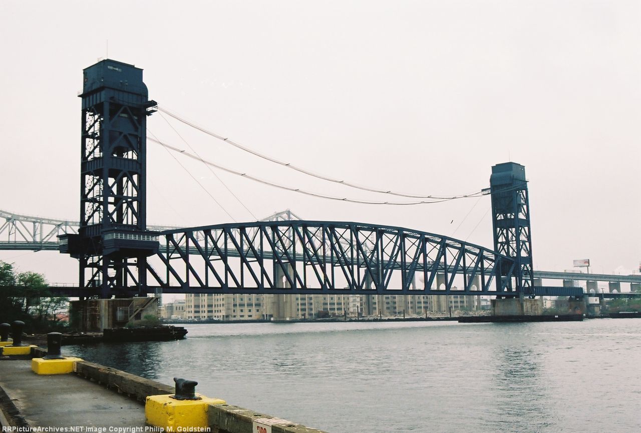 AK Bridge: Full down position - PN-07 gets the ok to start proceeding east.