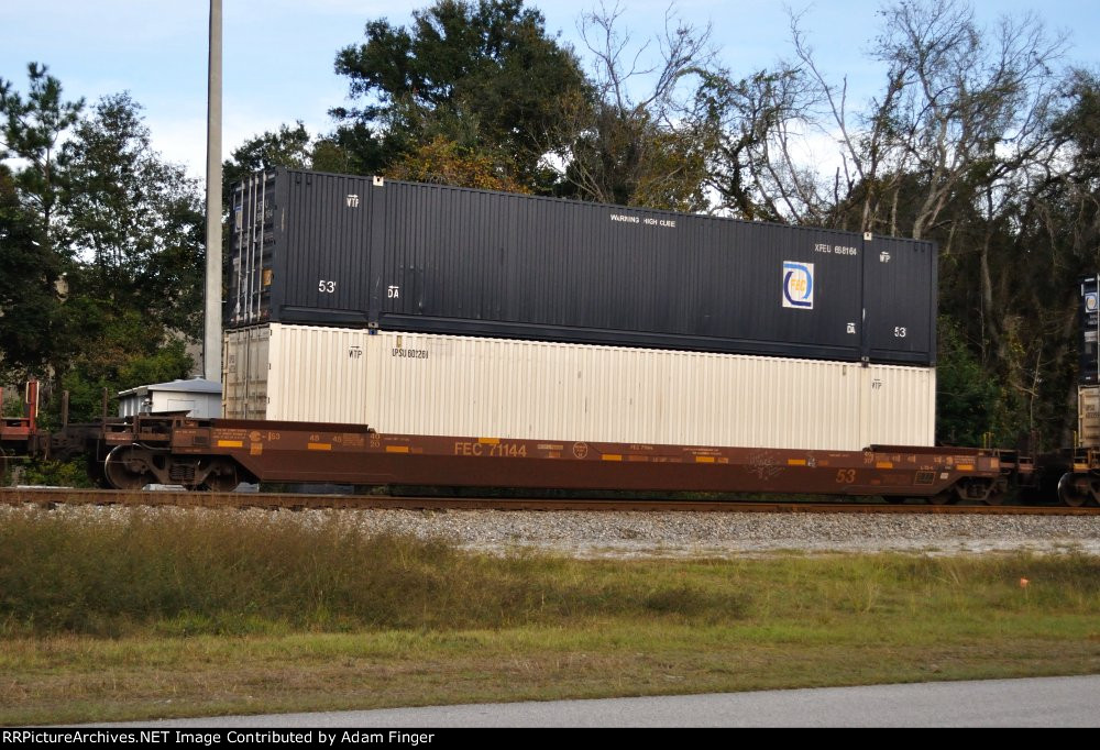 XFEU 668164 FEC Container