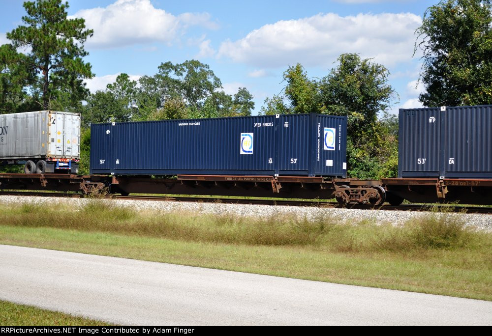 XFEU 668312 FEC Container