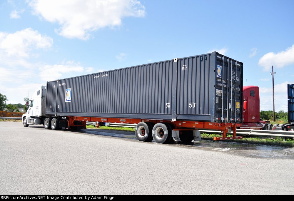 XFEU 668028 FEC Container