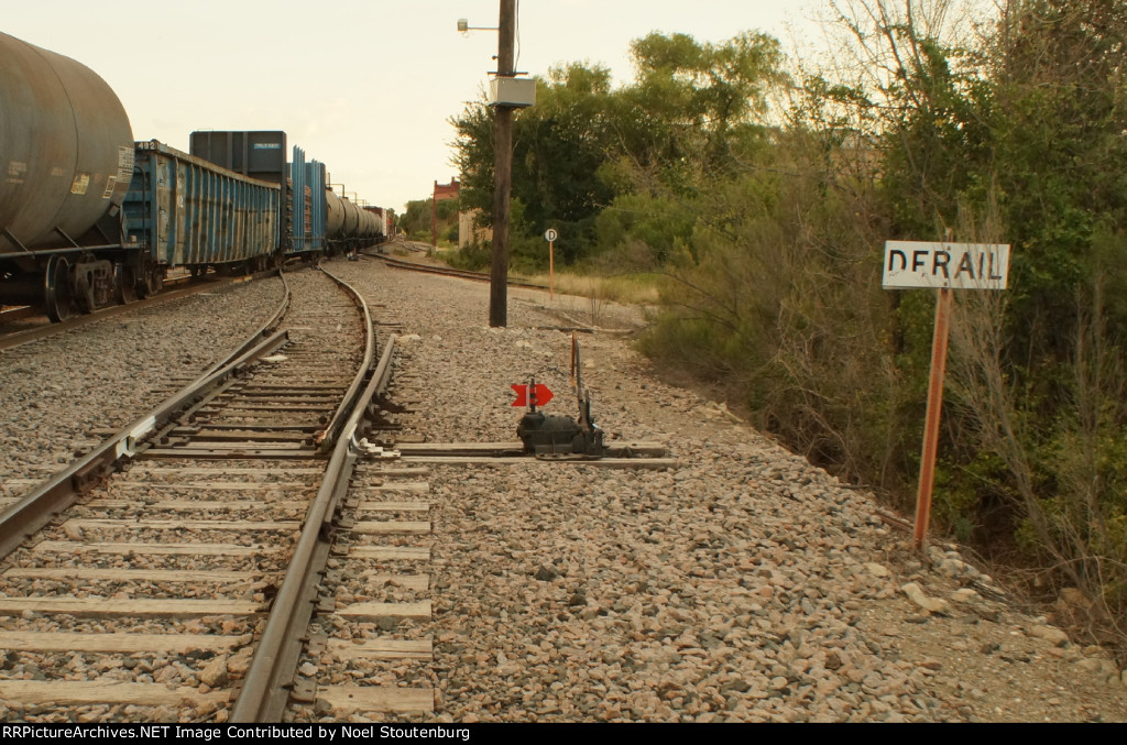 Track derail, Gribble, Dallas, TX