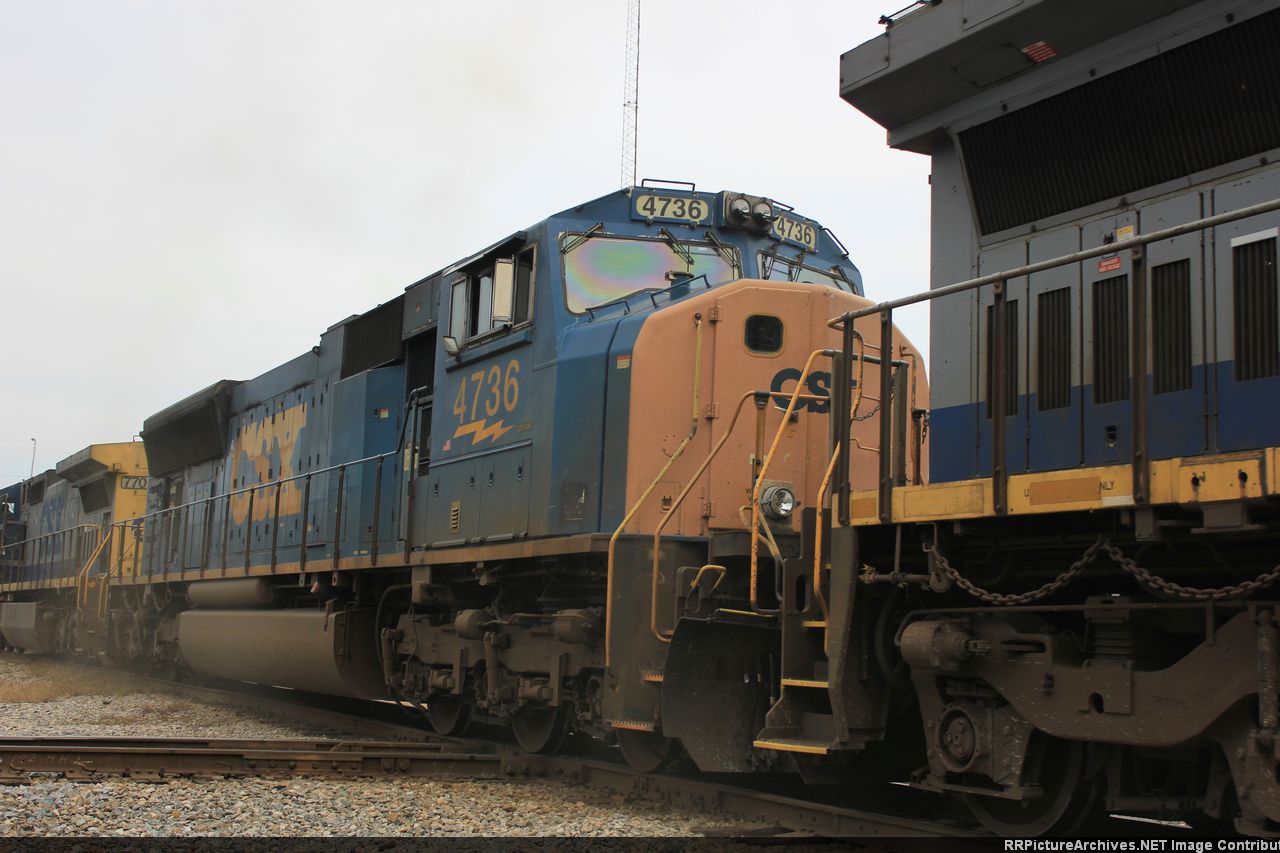 CSX 4736