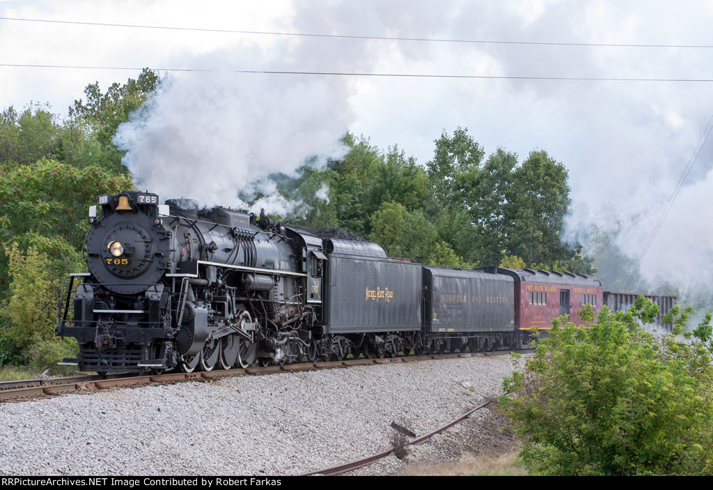 NKP 765