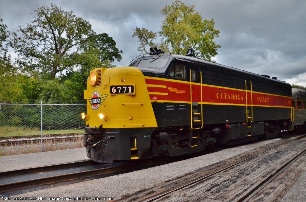 CVSR 6771 returns with the passenger extra.