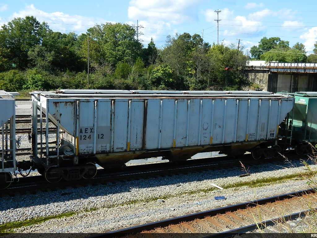 AEX 12412 (COVERED HOPPER)