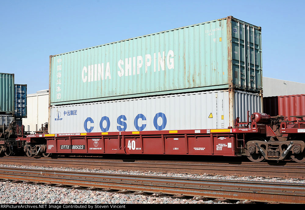 Trailer Train Thrall 40' well 5-pack patch job.