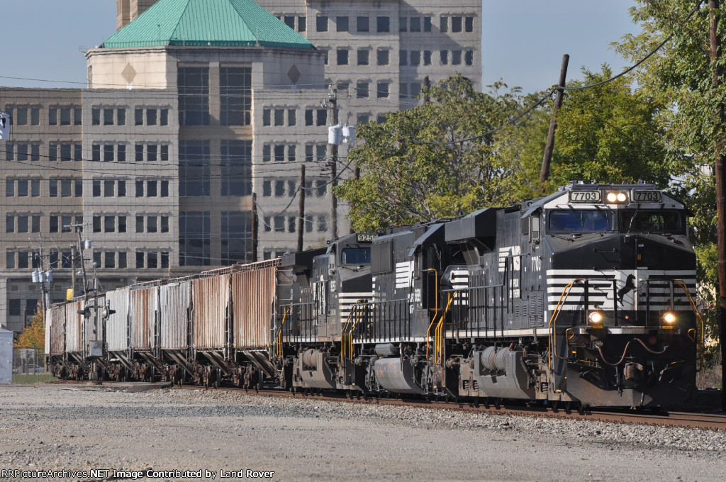 NS 7703 On NS 40 X Eastbound