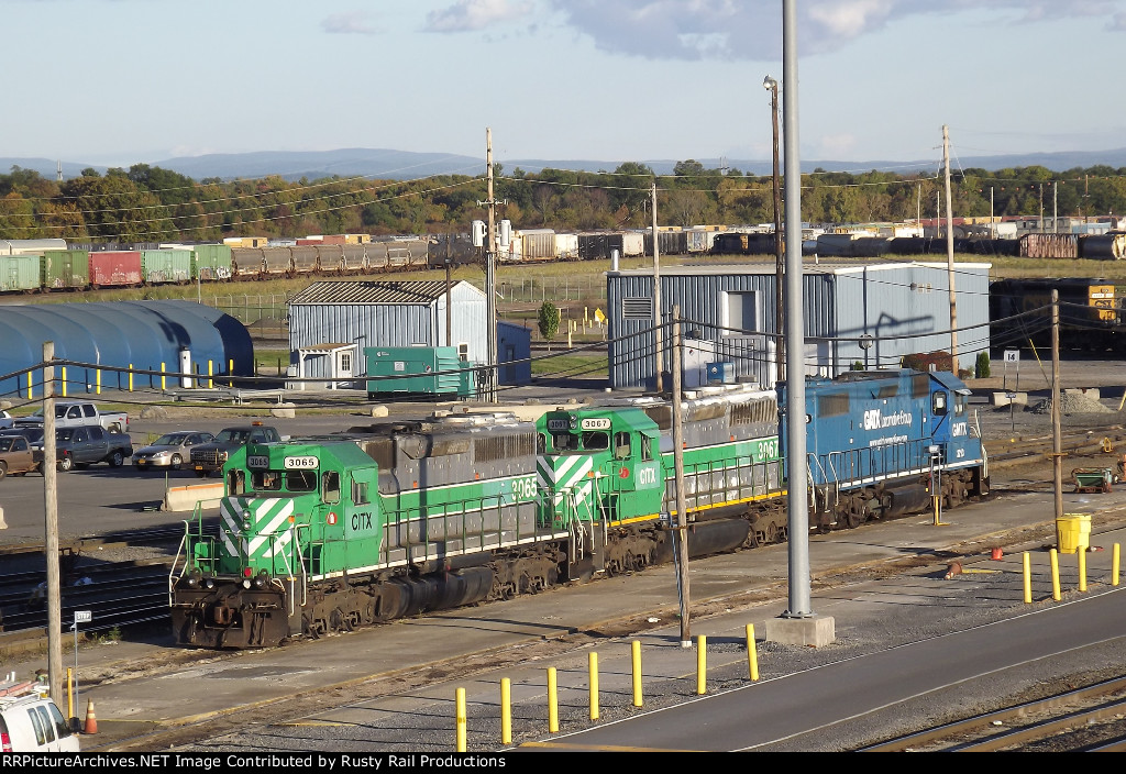 CITX SD40-2s in SK