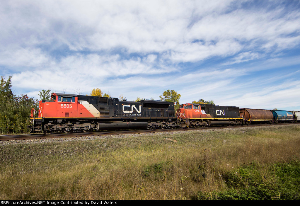 CN 8805 5656