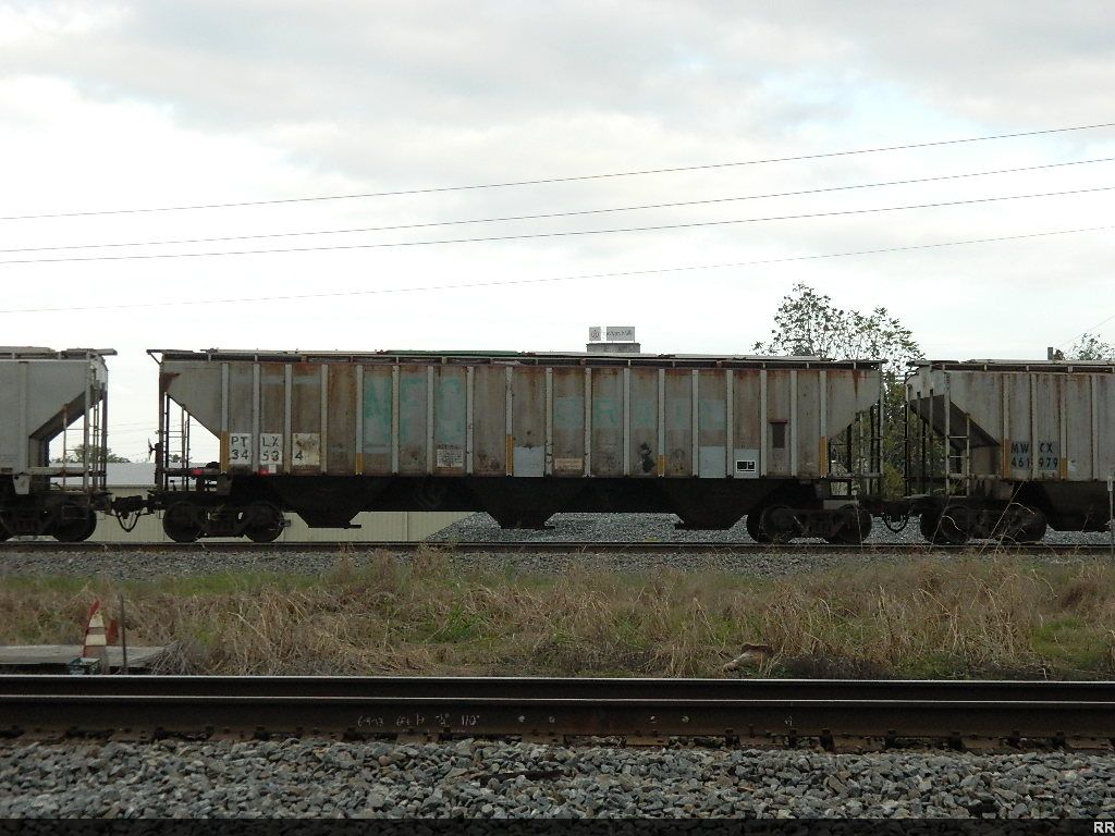 PTLX 34534 (COVERED HOPPER)
