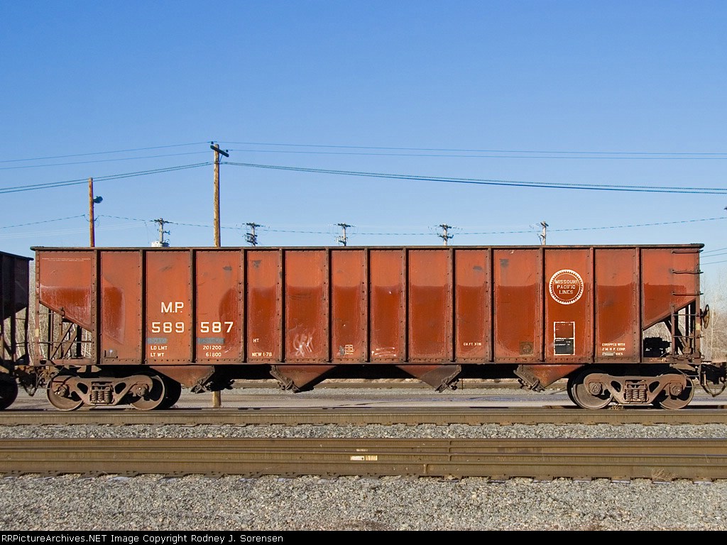 MP 589587