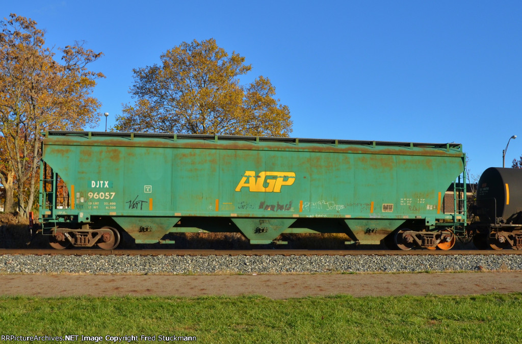 DJTX 96057 is David Joseph Transportation.