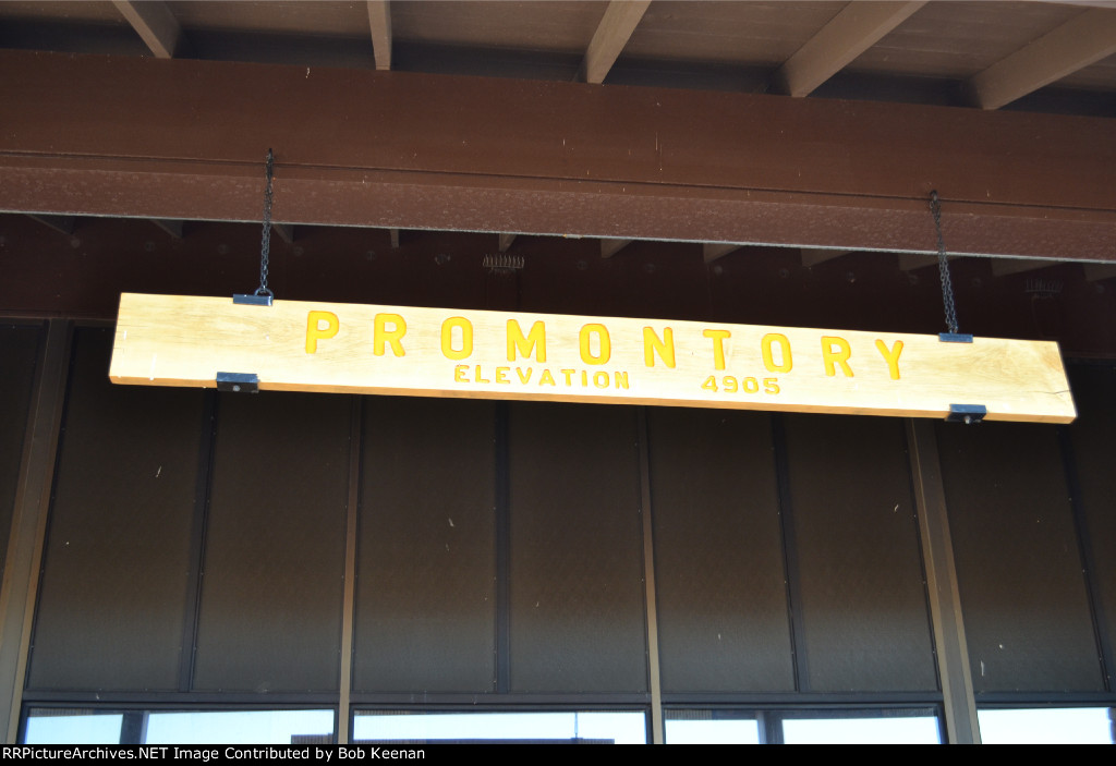 Promontory Elevation 4905