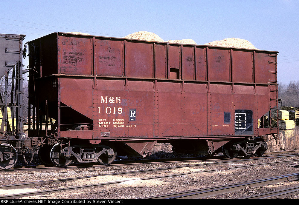 Meridian & Bigbee woodchip hopper #1019