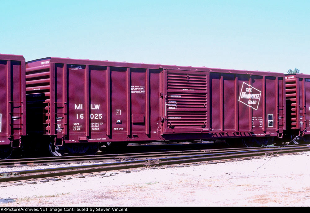 Milwaukee Road food grade boxcar #16025
