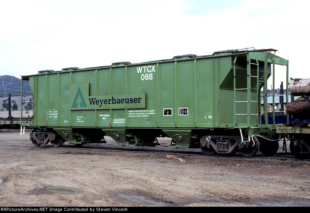 Weyerhaeuser company service sand covered hopper WTCX #088