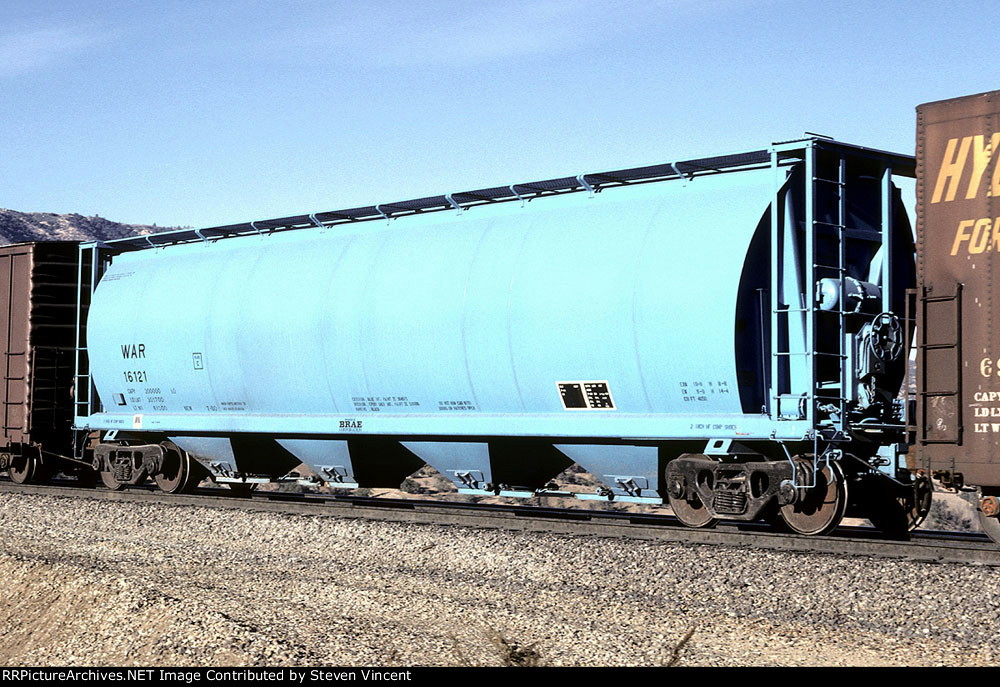 Warrenton RR covered hopper