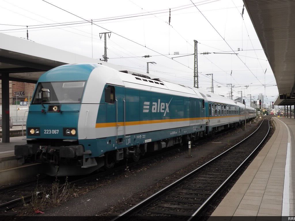 Alex class 223 Diesel arriving from Prague.