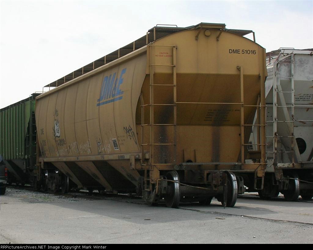 DME 51016, at the ADM Milling Facility near downtown,