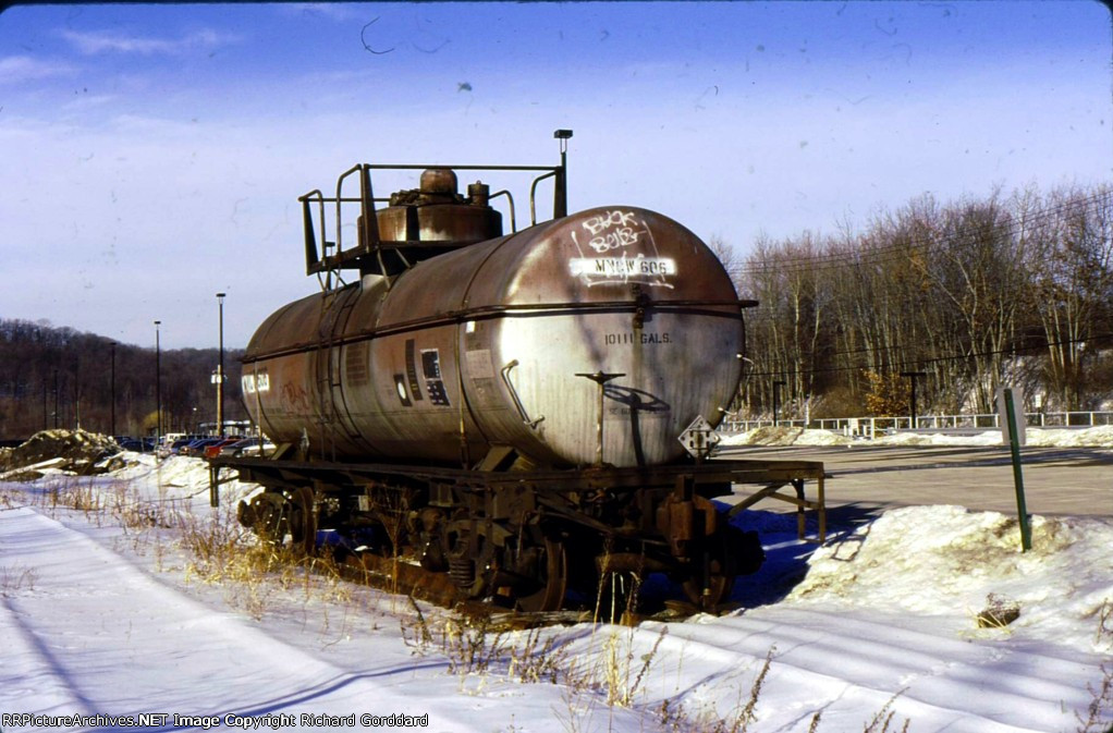 Metro Noth uses this tank car as a fire protection car today