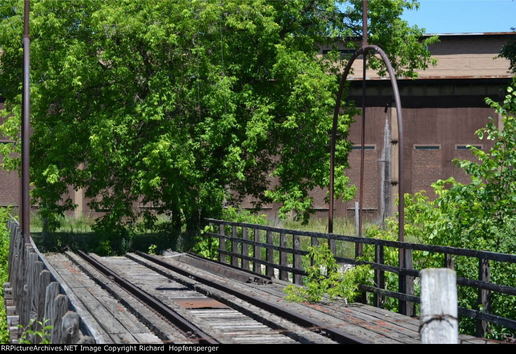 Turntable Bridge and Roundhouse