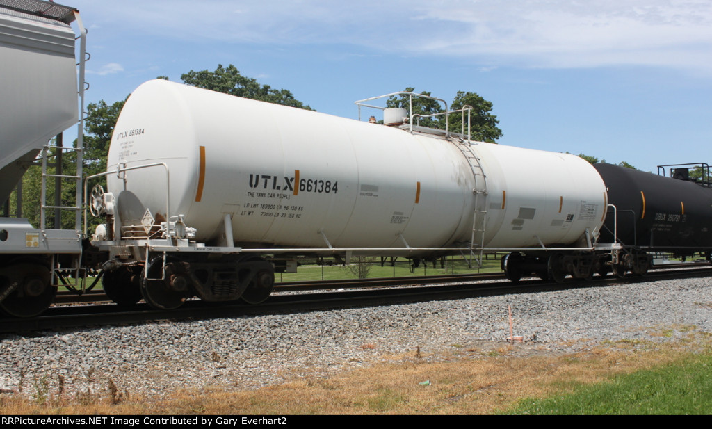 UTLX 661384 - Union Tank Car