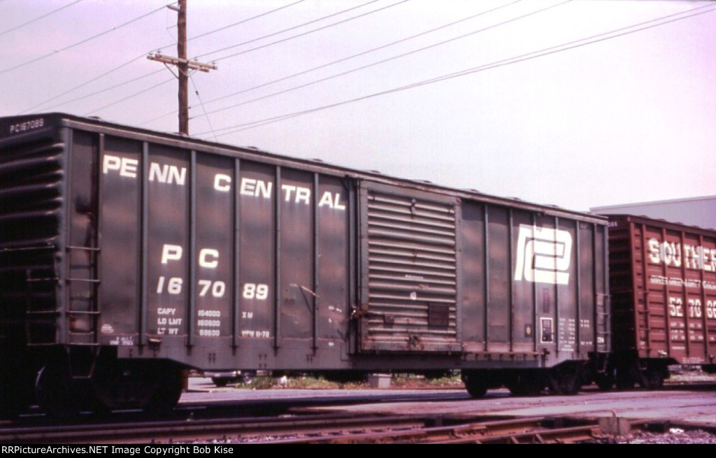 Penn Central boxcar 167089