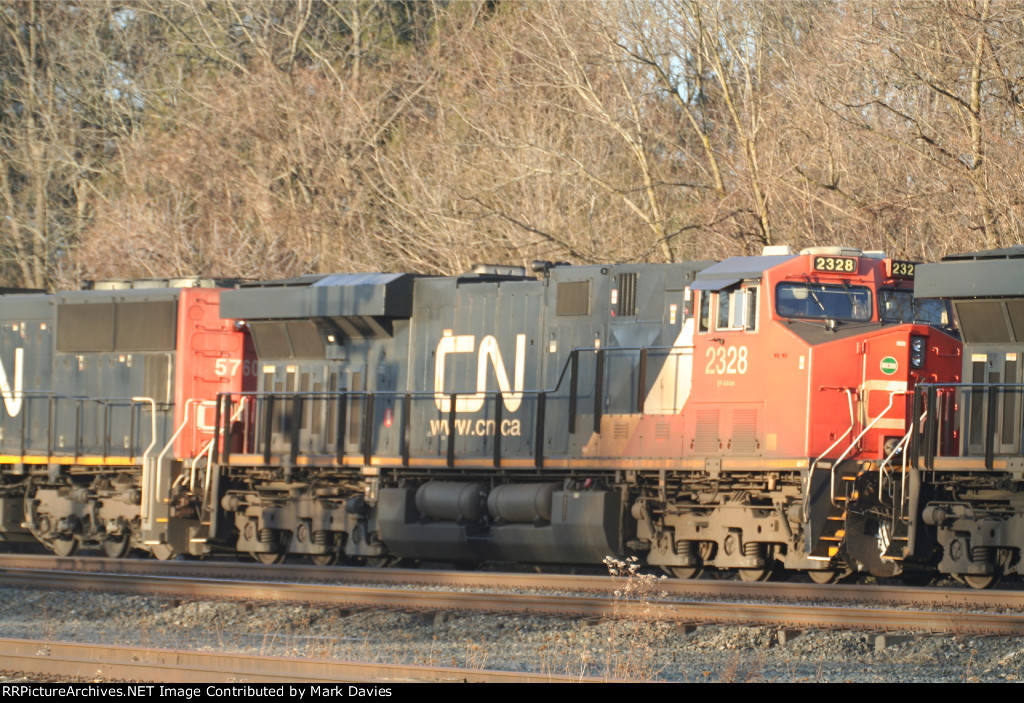 CN 2328