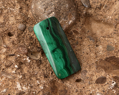 Malachite Rectangle Pendant 15x35mm - Lima Beads