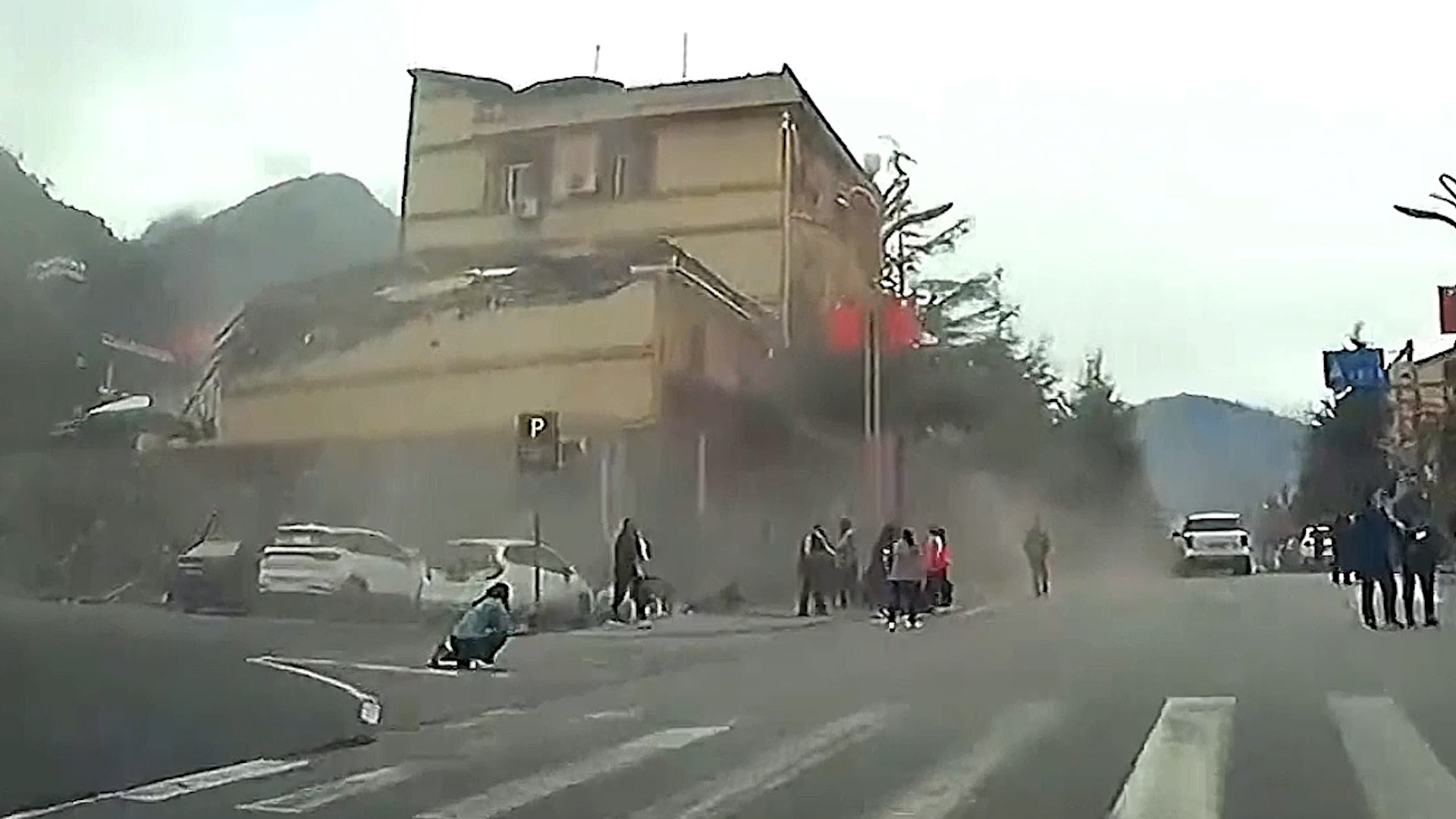 Dashcam Captures Moment Of Deadly Quake - Videos from The Weather Channel