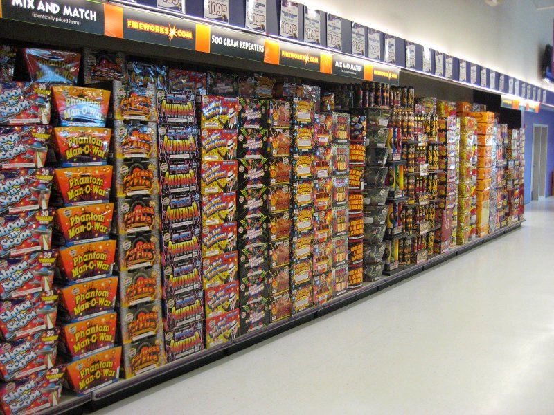 Phantom Fireworks : Locations : Phantom of Easton