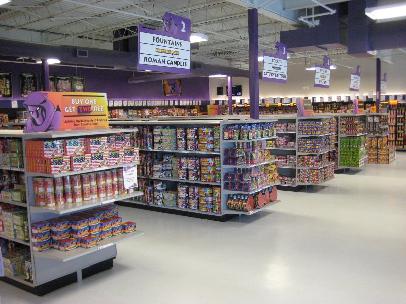 Phantom Fireworks : Locations : Phantom of Easton