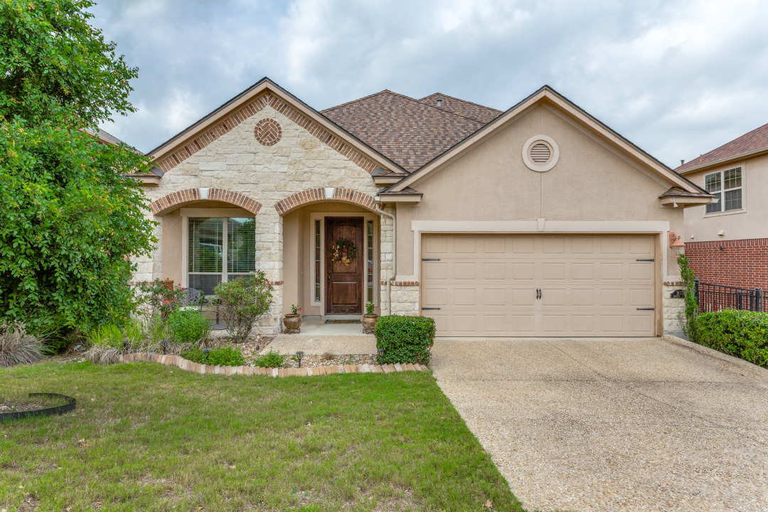 18331 Branson Falls, San Antonio, TX 78255