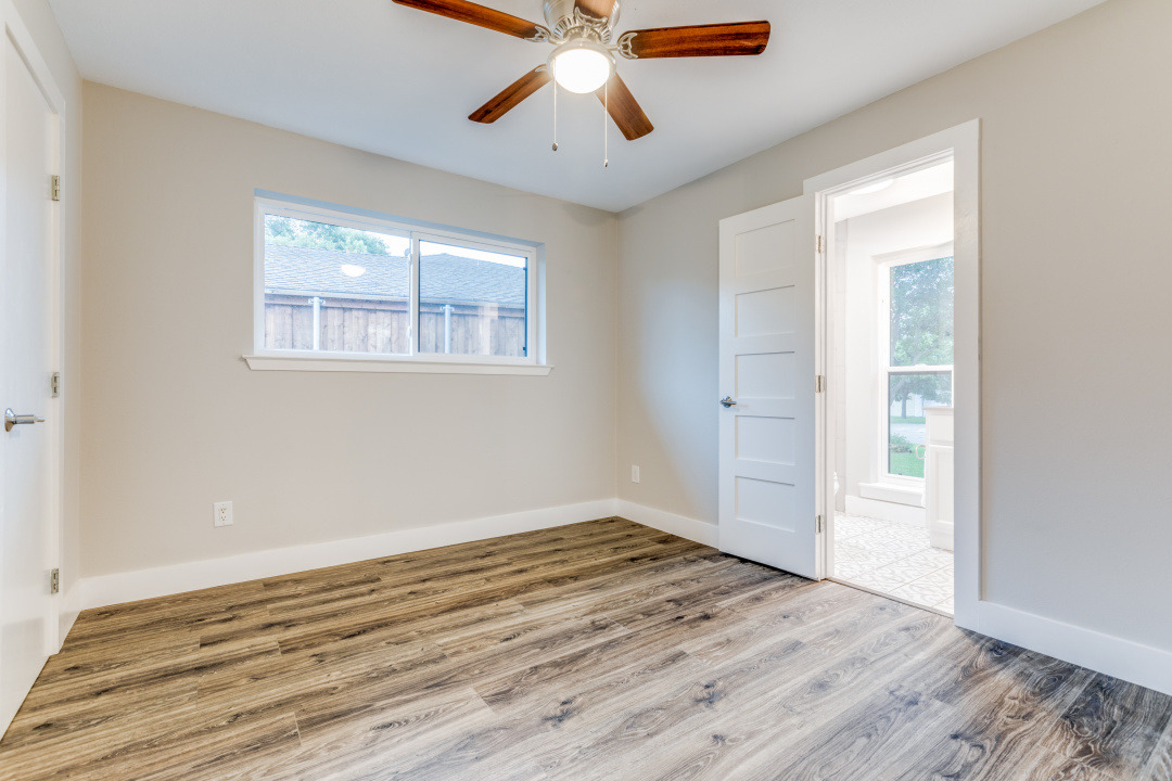 4873 Fallon Pl, Dallas, TX 75227