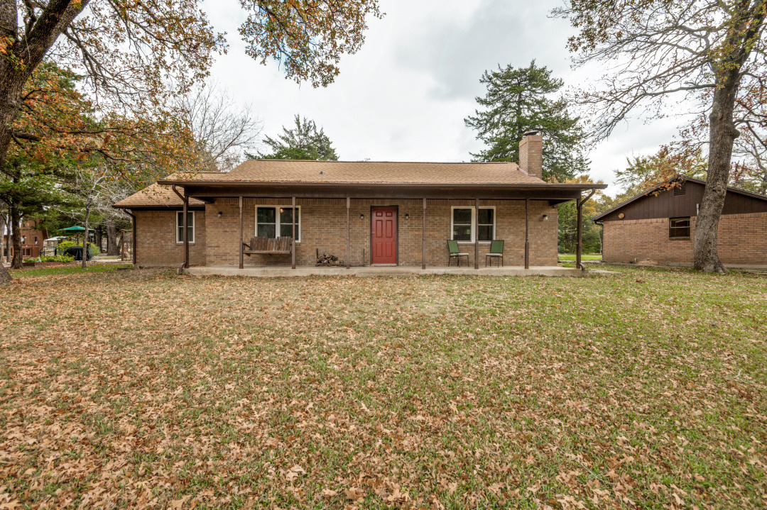 Photos Videos & 360° Map & Nearby Contact