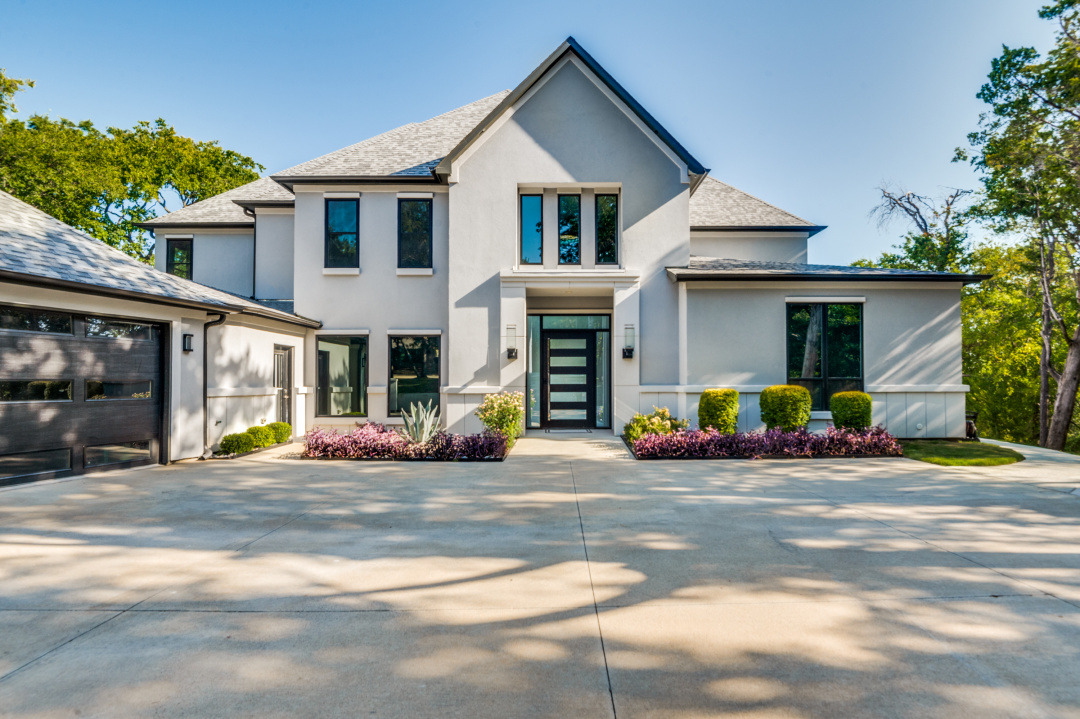 756 Bluff Ridge Dr, Cedar Hill, TX 75104