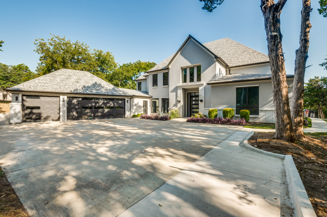 756 Bluff Ridge Dr, Cedar Hill, TX 75104