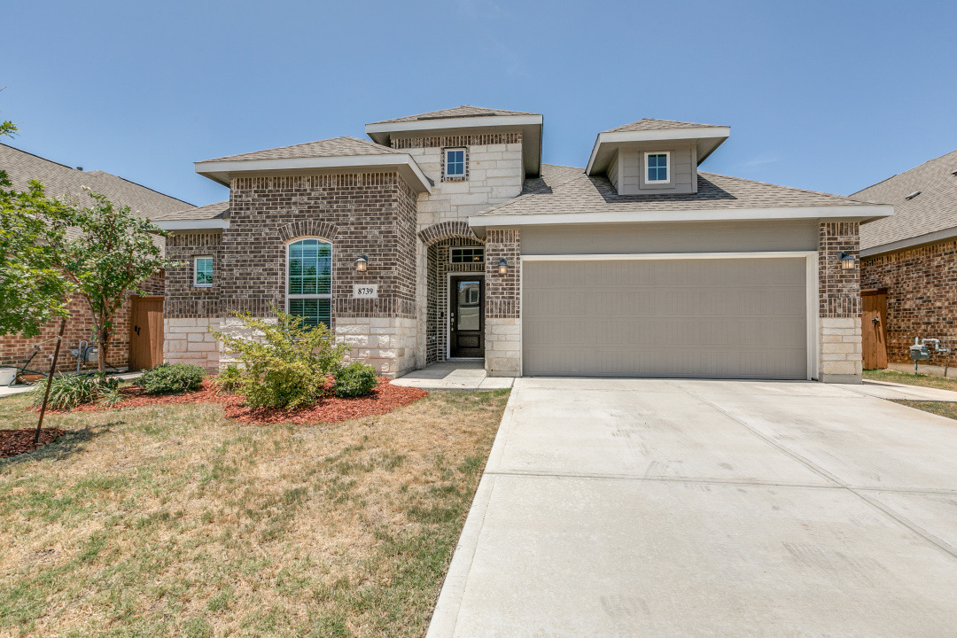 Photos Map & Nearby Contact