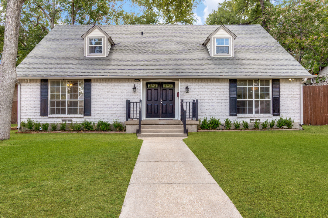 Home Photos Map & Nearby Contact