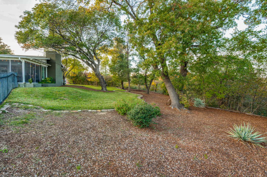 509 Emily Dr, Lakeside, TX 76108