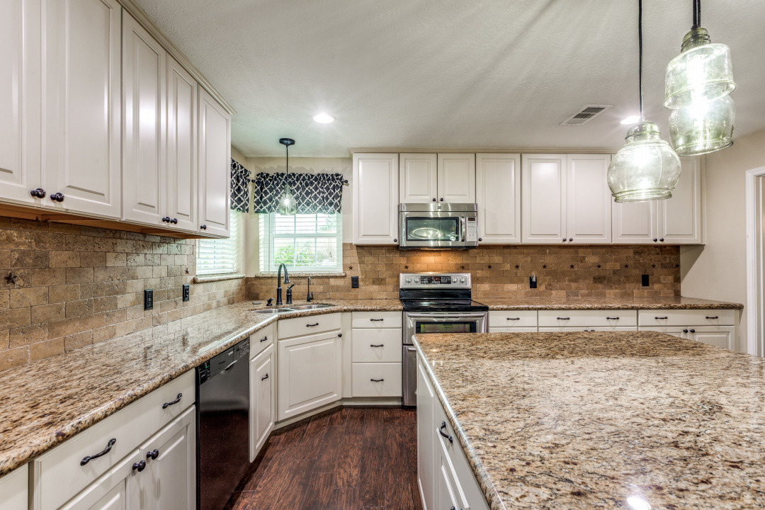 17915 Emrose Ln, Cypress, TX 77429