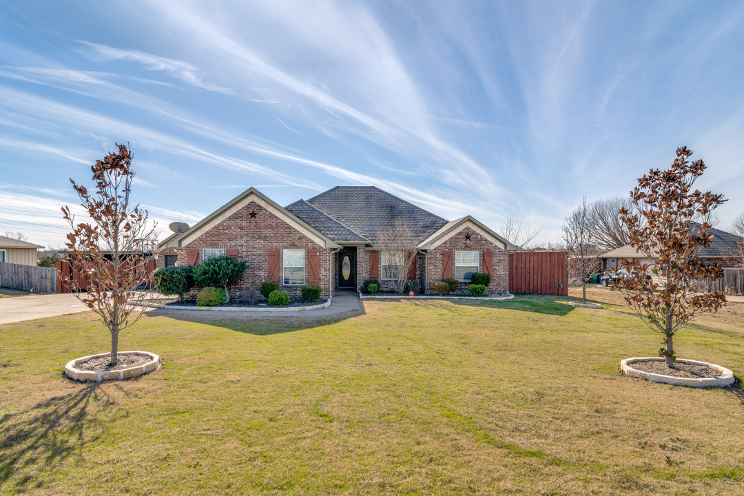 118 Dustin Dr, Fate, TX 75189