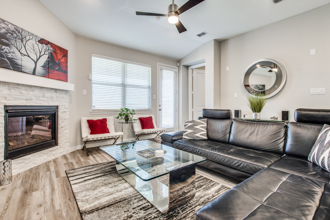 4705 Chloe Dr, Carrollton, TX 75010