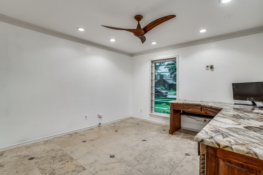 7115 Debbe Dr, Dallas, TX 75252