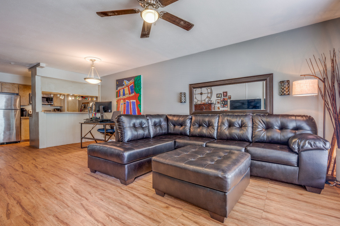 4837 Cedar Springs Rd, Dallas, TX 75219